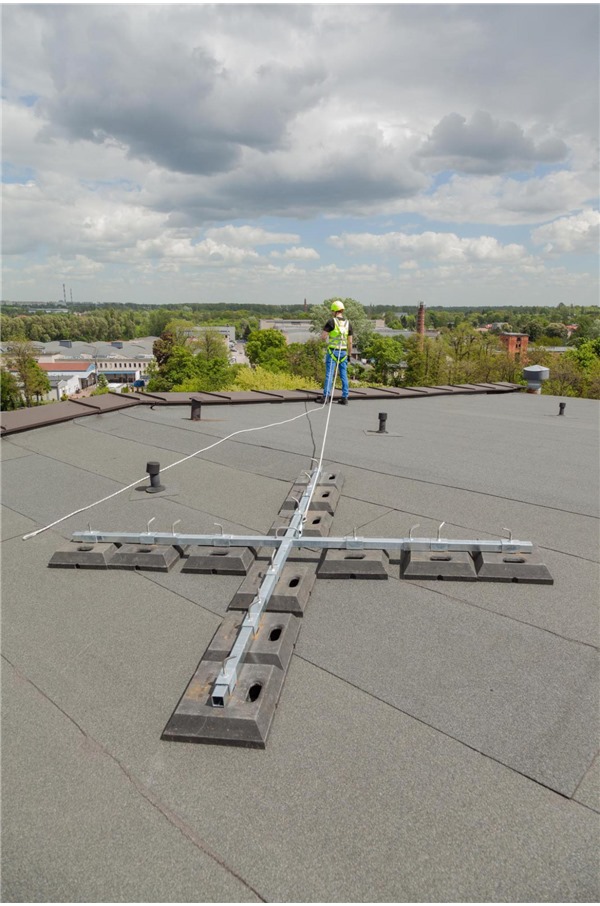 IM101 Portable Roof Man Anchor for 1 Person | GFIM101 | SafetyLiftinGear