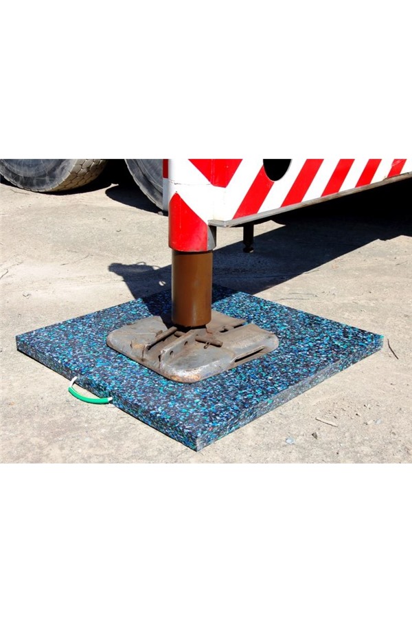 1000x1000x80mm Premium Square Outrigger Pad | IP-57672 | SafetyLiftinGear