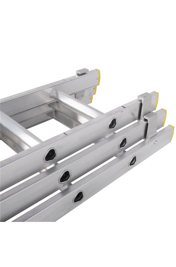 Professional Trade EN131 4mtr Triple Extension Ladder | TB-1102-040 ...