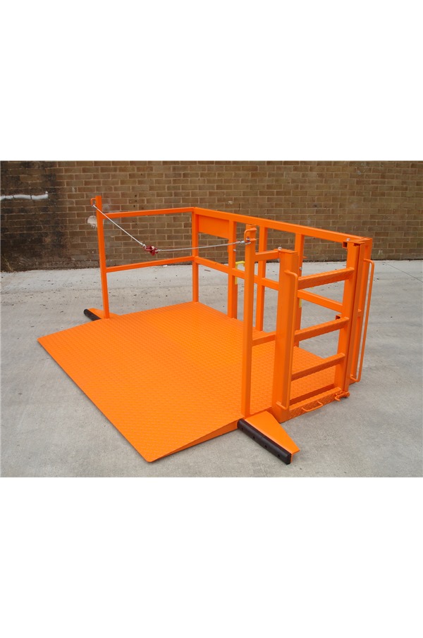 Fork Mounted Loadlifter for loading/unloading Roll Cages | I-LOADLIFTER ...