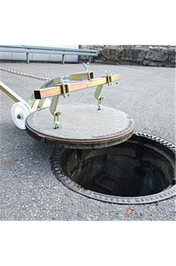 SDH-LIGHT Mechanical Manhole Cover Lifter | SDH-LIGHT-RS | SafetyLiftinGear